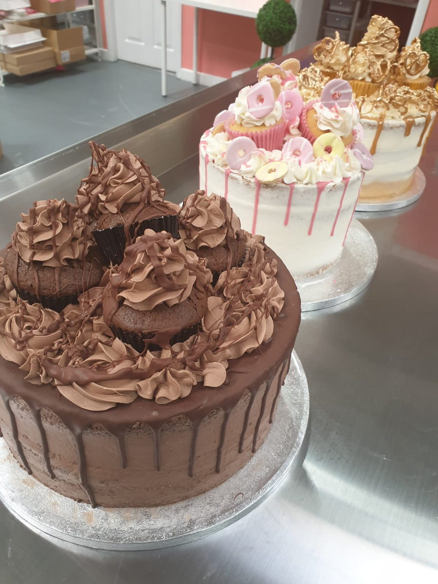 Overload Cupcake Birthday Cake – Zara Cakes