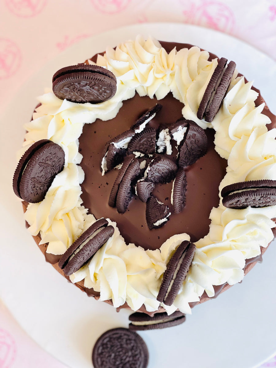 Oreo Drip Explosion – Zara Cakes